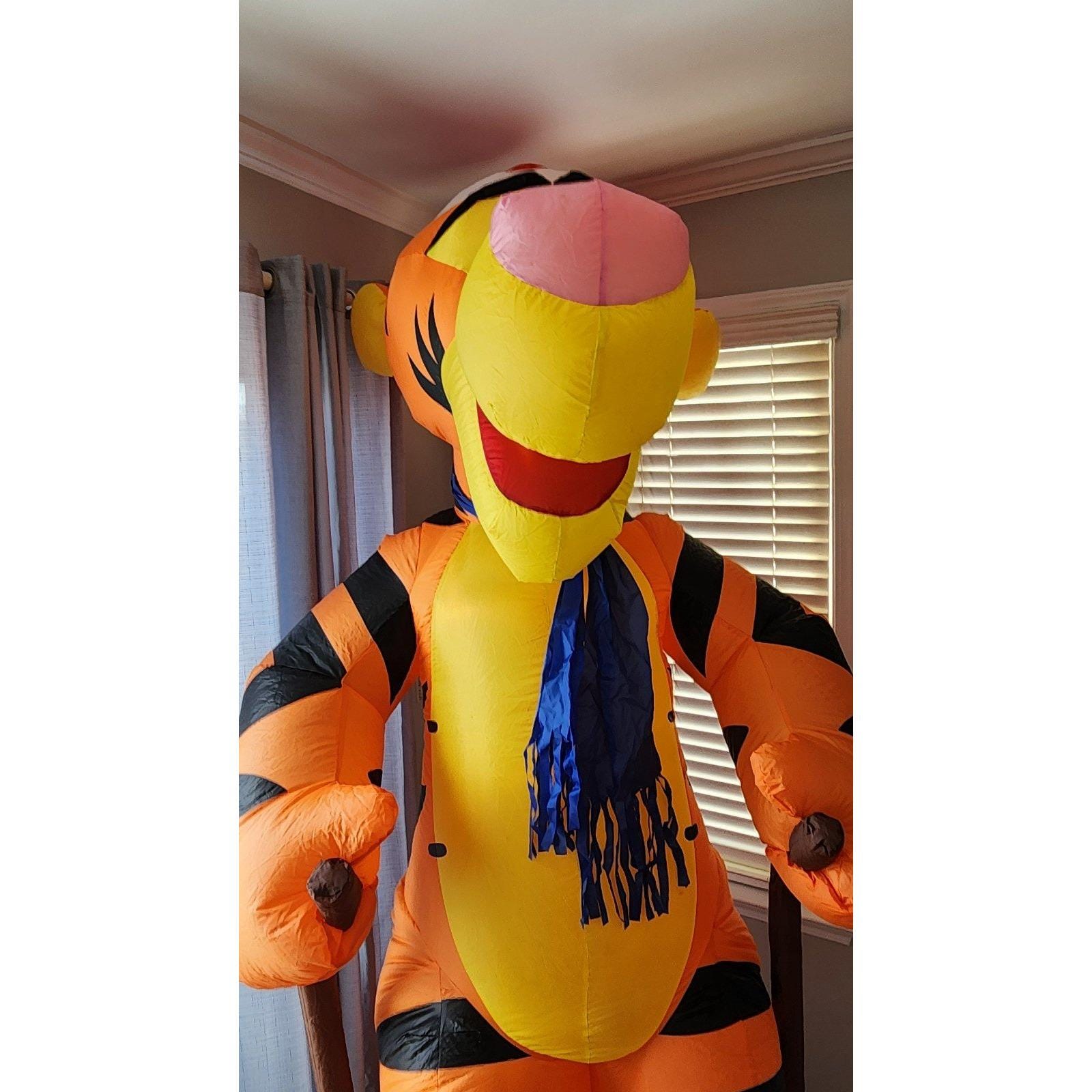 Disney Winnie the Pooh Tigger 7.5' Jumbo Christmas Inflatable Blow up ...