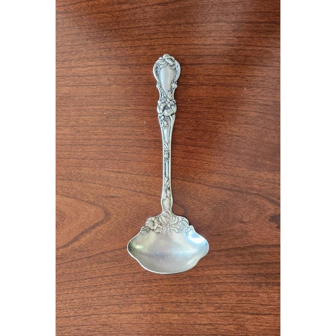 1835 R. Wallace AI Silverplate Floral Pattern Sugar Spoon 5 2/8” - Etsy
