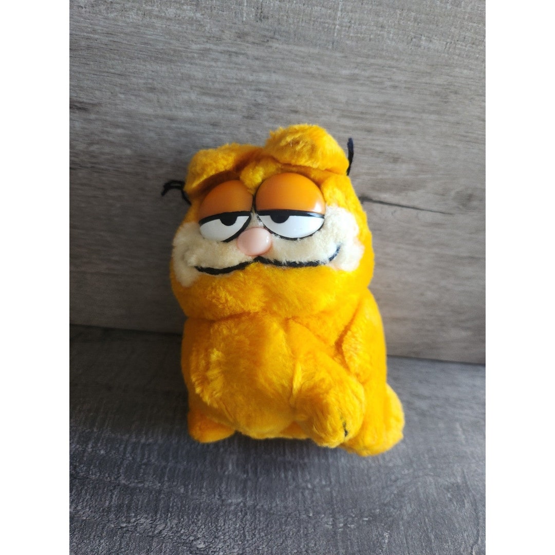 Dakin Sitting Garfield Stuffed Animal Vintage Plush - Etsy