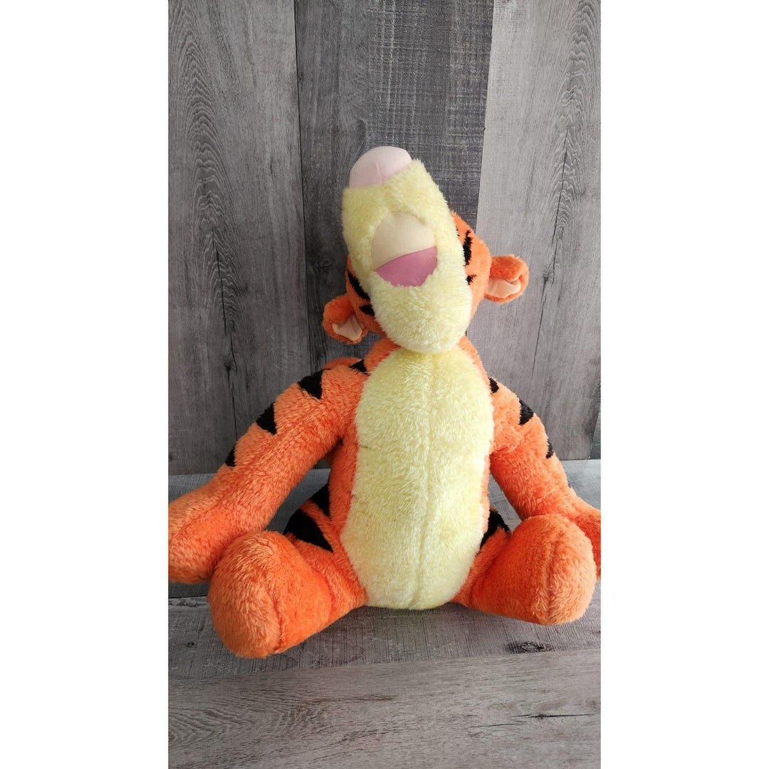Vintage Jumbo 20 My Talking Tigger Disney Winnie the Pooh Talking Toy ...
