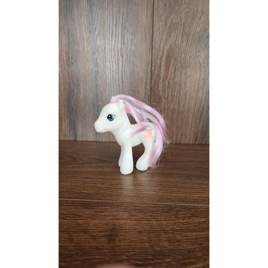 Vintage My Little Pony Hearts Cutie Mark White Toy Horse Pink Brushable ...