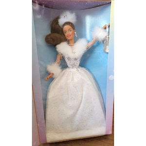 Winter's Reflection Hispanic Barbie New in Box 2002 #55684 - Etsy