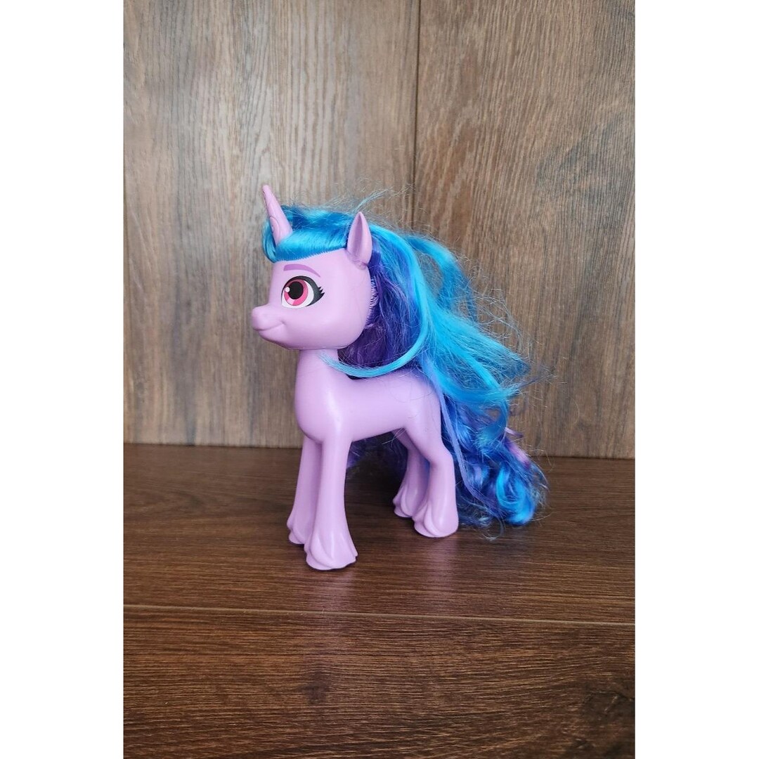 My Little Pony A New Generation Izzy Moonbow Unicorn Charms Figure - Etsy