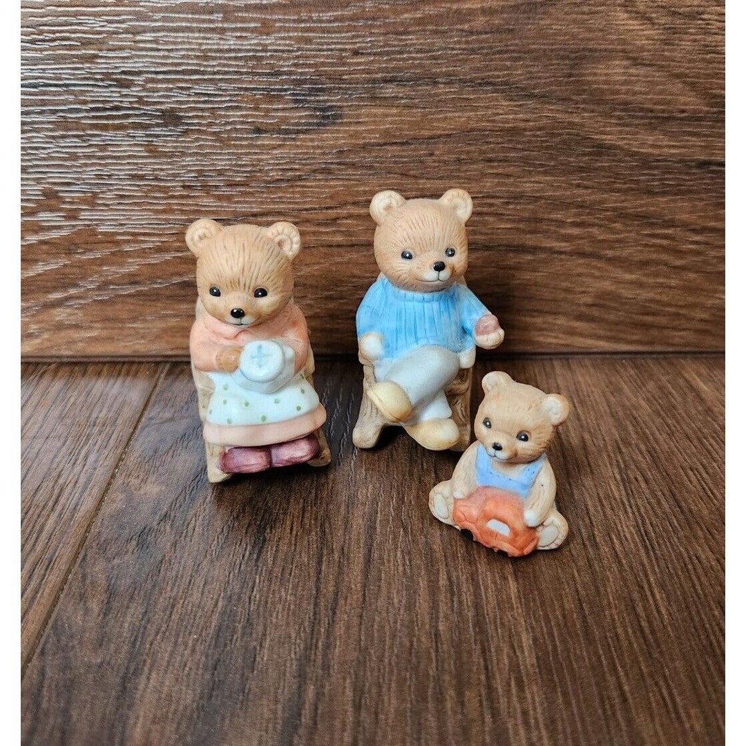 Homco Rocking Chair Bears Set of 3 Figures #1470 Mom, Dad, and Baby ...
