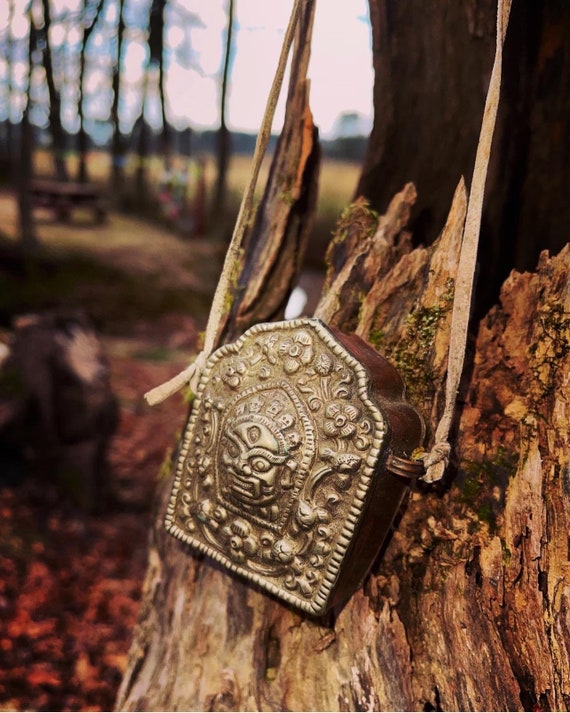 Antique Tibetan Copper Gau Prayer Box +gift - Gem