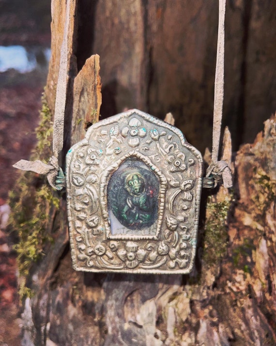 Antique Tibetan Copper Gau Prayer Box +gift - Gem