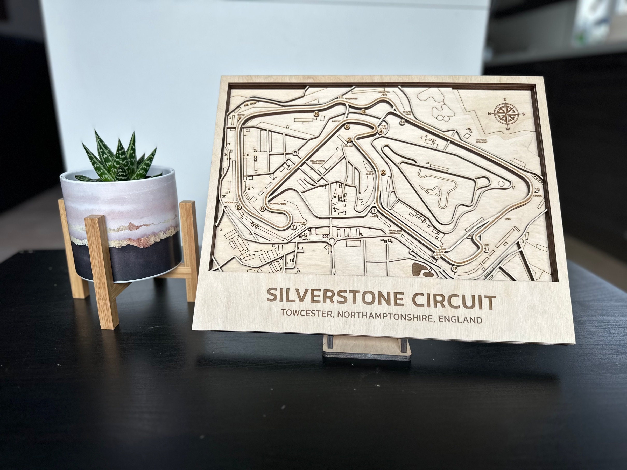 Silverstone Circuit Formula 1 Handmade Wooden Race Track Gift, F1 ...
