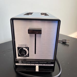 Vintage 1960's, General Electric, Toaster, Vintage Kitchen Decor, Old ...