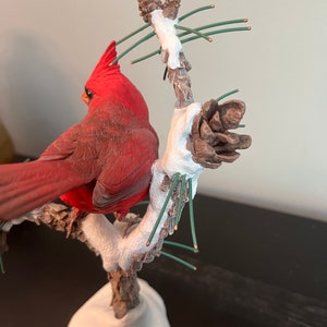 Danbury Mint Bird Figurine Cardinal Winter's Jewel Bob Guge Great Gift ...