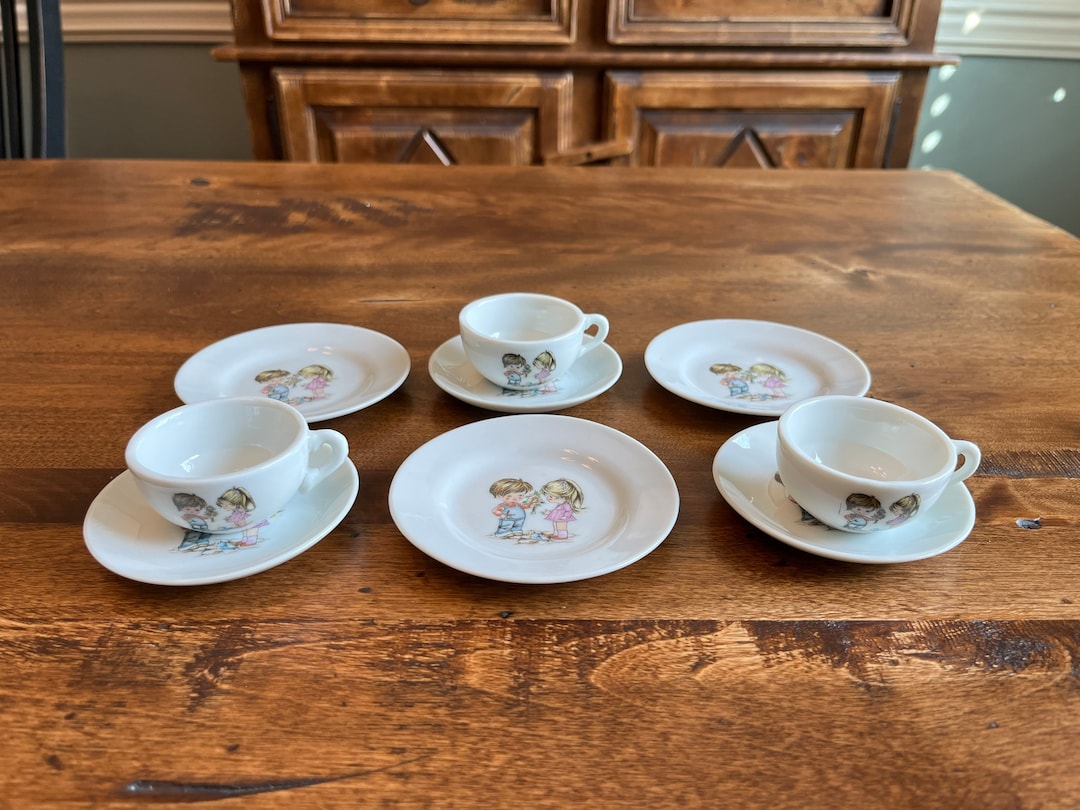 Vintage 9 Piece Childs Porcelain Tea Set Boy Gives Girl Flowers Japan ...