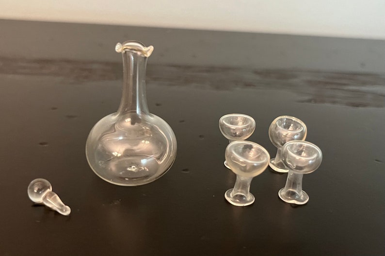 Vintage Miniature 6 Piece Decanter With Stopper and 4 Wine Glasses ...