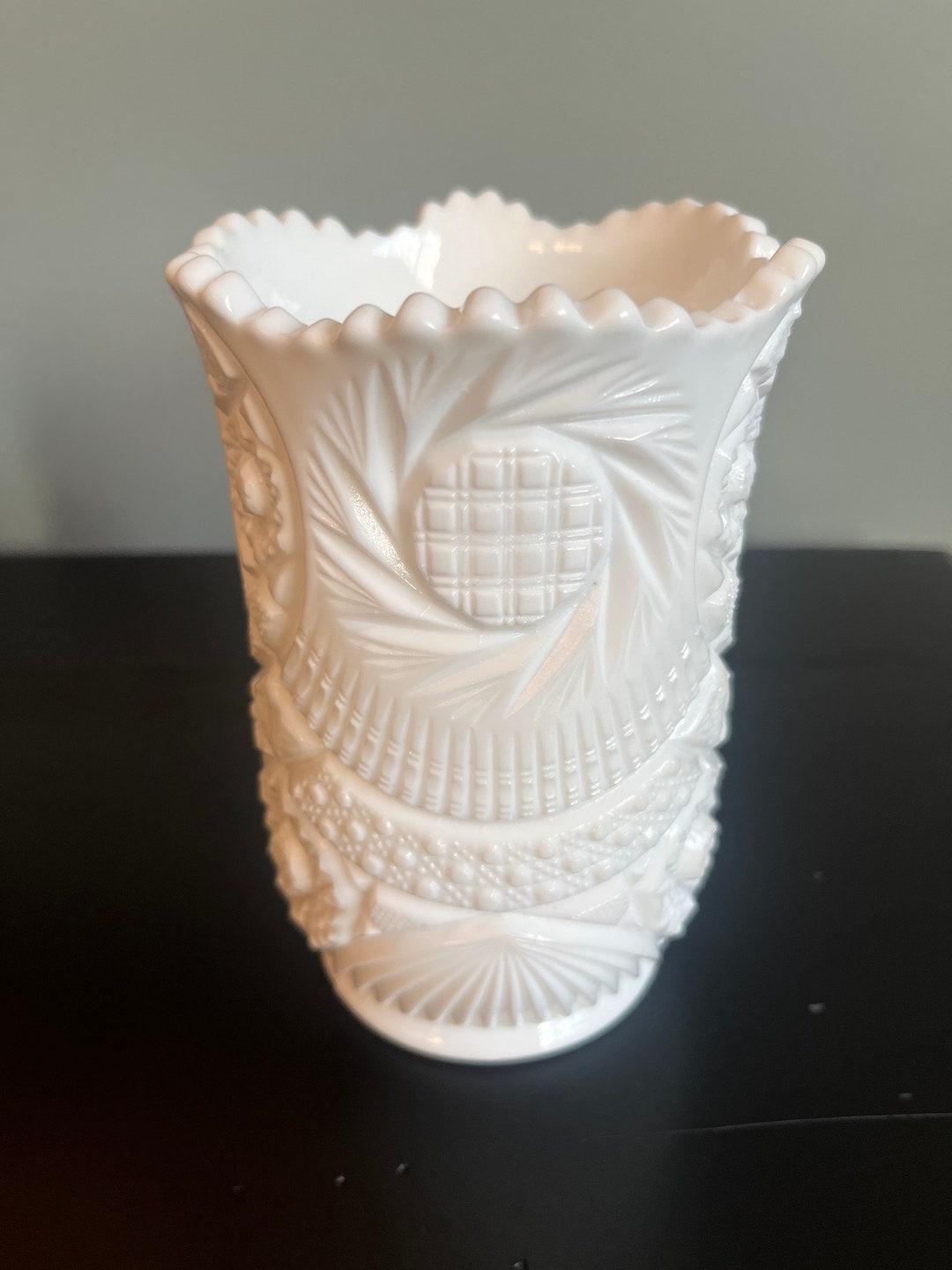 Vintage Kemple Milk Glass Aztec Sunburst Celery Dish / Vase Gorgeous 5 ...