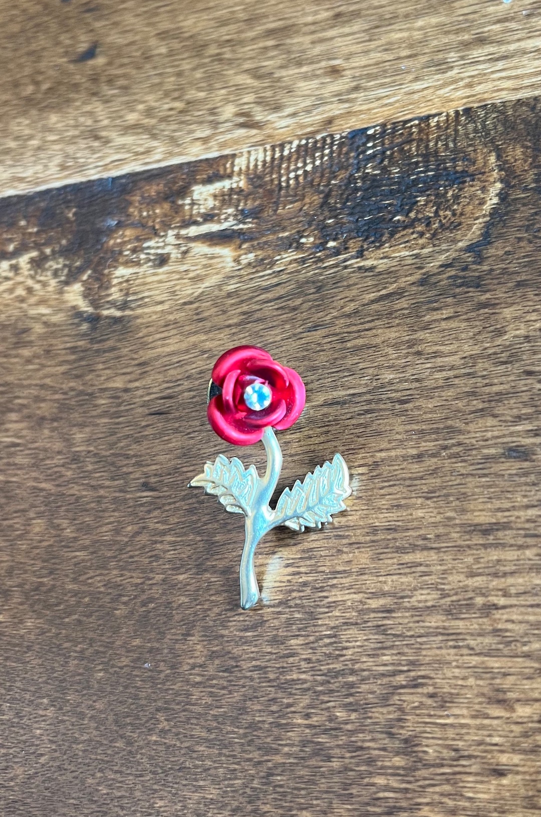 Beautiful Vintage Red Rose Pin With Glimmering Jewel Center and Gold ...