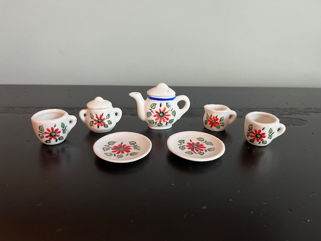Vintage 9 Piece Miniature Doll House Tea Set – Teapot With Lid, Two Tea ...