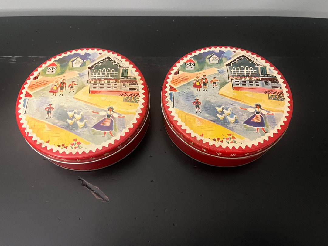 Set of 2 Vintage Dutch Tin Metal Tray Folk Art Cookie Box Round Tins ...