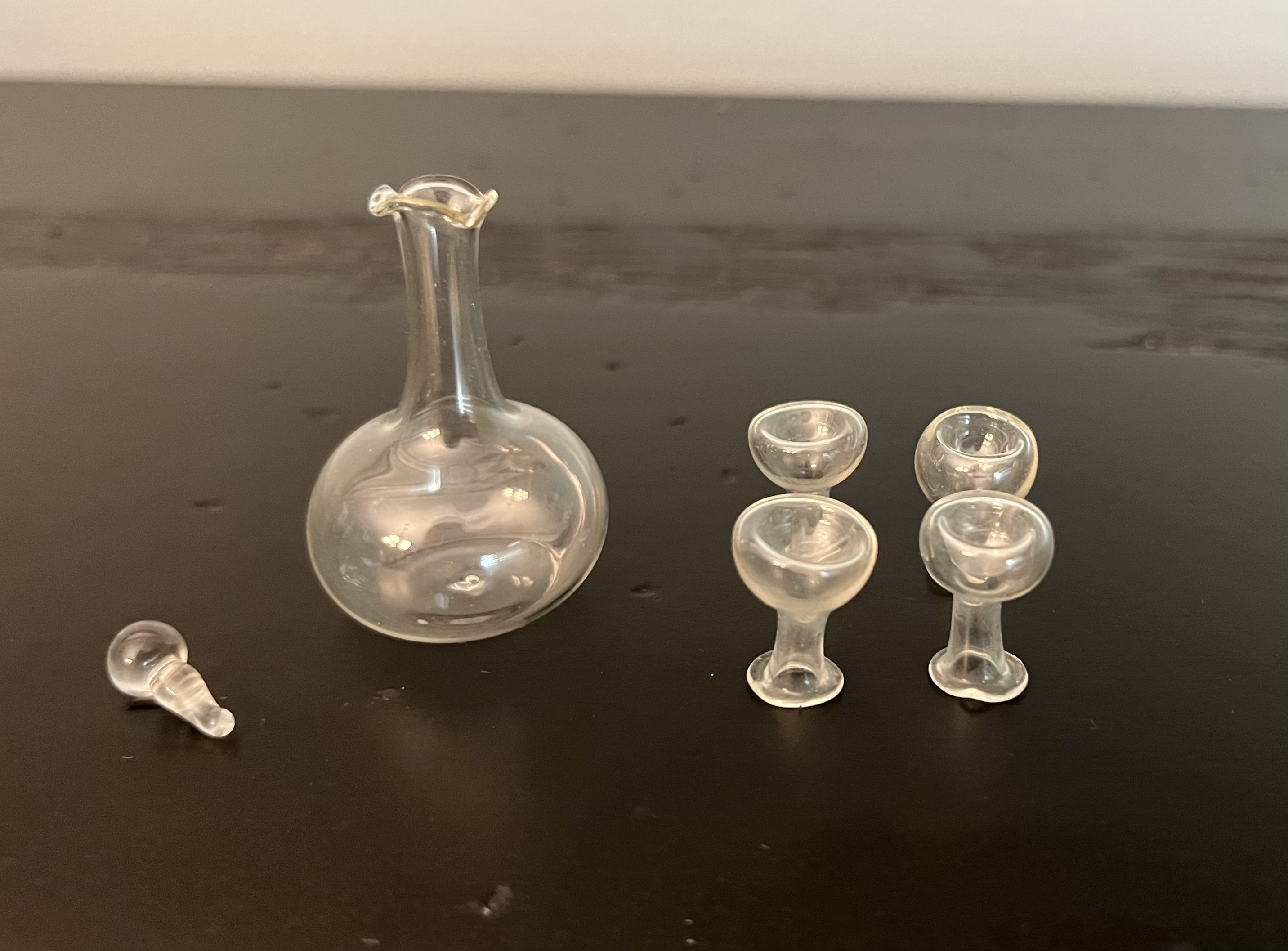 Vintage Miniature 6 Piece Decanter With Stopper and 4 Wine Glasses ...
