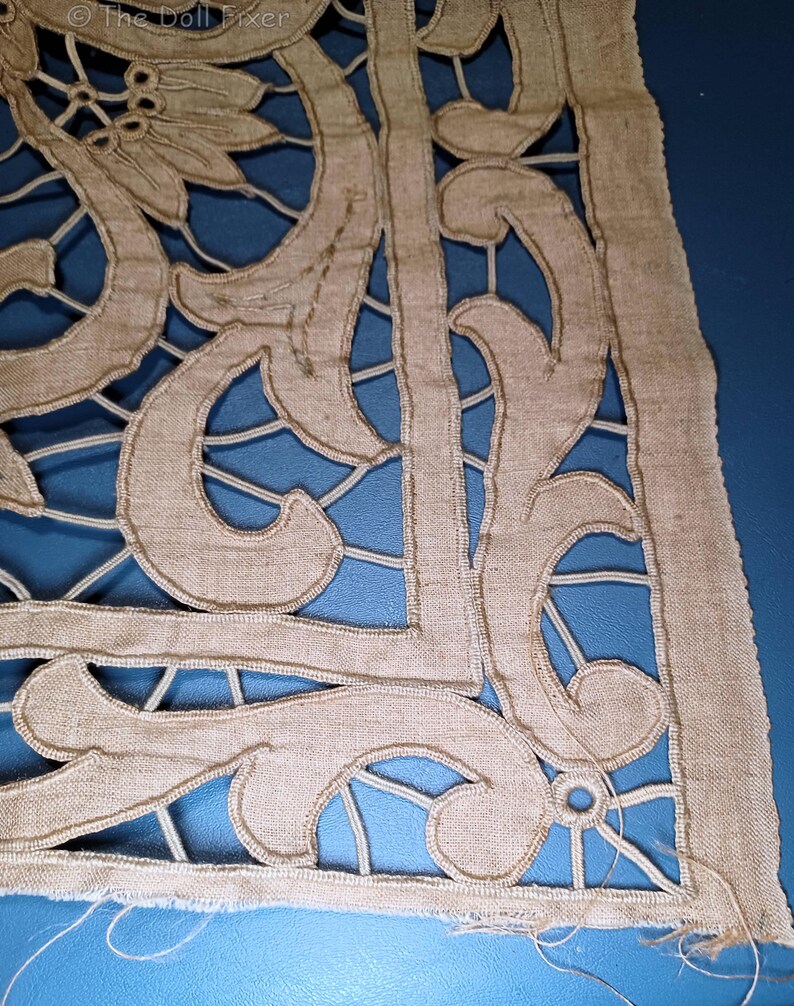 Vintage Cutwork Lace Table Runner (unfinished) - Etsy