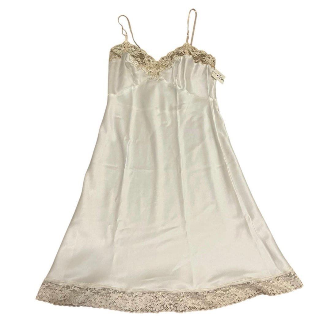Corhan off White Short Nightgown With Lace Trim and Bow Design - Etsy