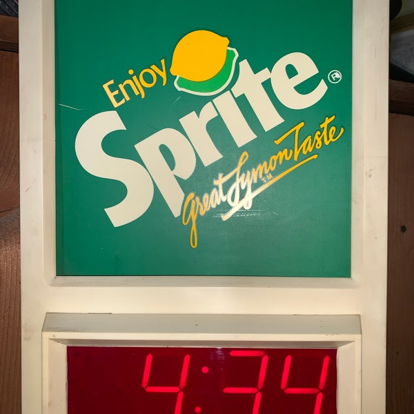 80s Wall Clock - Etsy