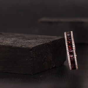 Natural Princess-cut Garnet Wedding Band Garnet and Diamond - Etsy