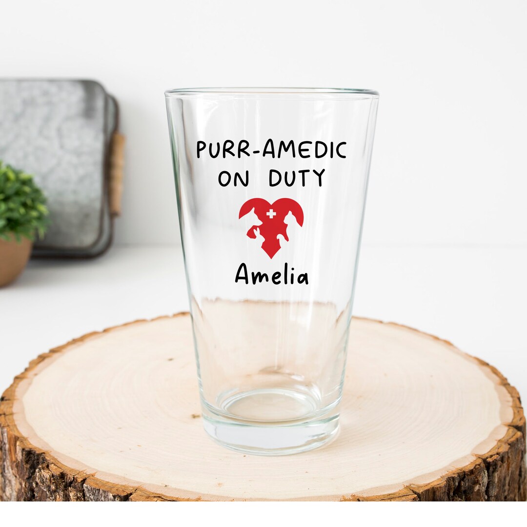 Personalized Funny Vet Tech Pint Glass, Custom Veterinarian ...