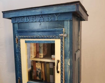 Lawn Library - Etsy