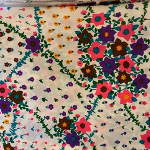 Vtg Flower Power Fabric 60s Large Flower Print Psychedelic Flowers 59 L ...