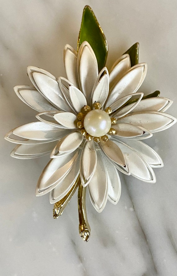 Vintage white enamel paint - Gem