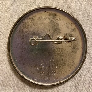 Retro 80s Hound Dog Button Pin Back Hallmark Pin I Need a Hug Hearts ...