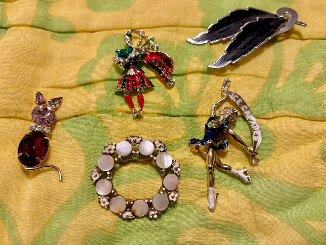 Eclectic Vintage Pins You Choose From 5: Ice Capades Feather Opals ...