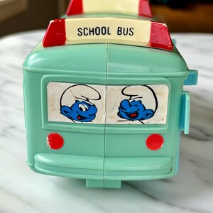 Retro 80s Smurf School Bus and 6 Smurfs Illco Pre-school Toy Wallace ...