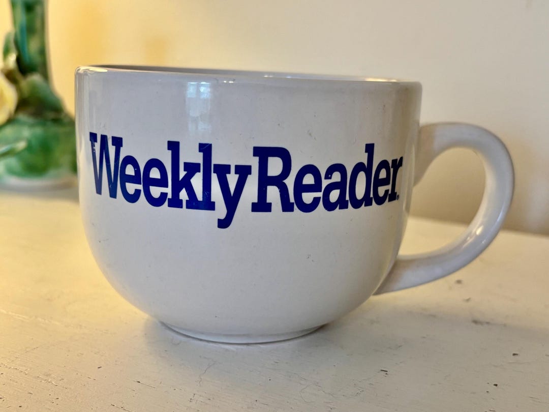 Weekly Reader Mug Retro Mug 80s Kid Teacher Mug - Etsy