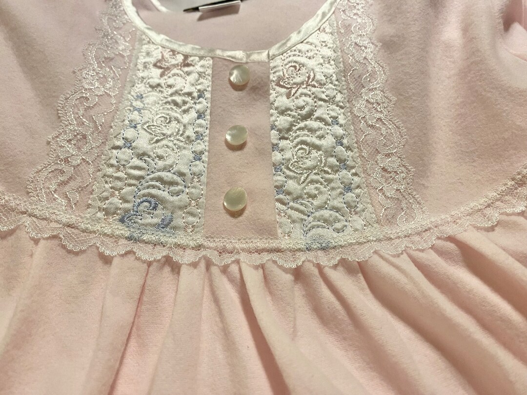 Vintage 90s NWT Sears Amanda Stewart Intimates Pale Pink Lace Nightgown ...
