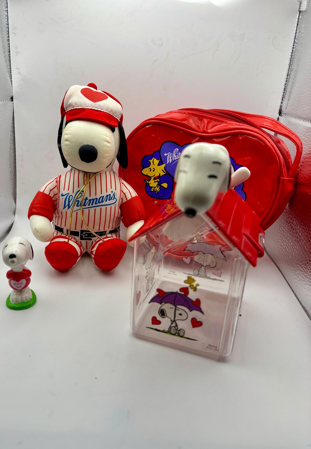 Vtg Snoopy Valentine’s Day Lot Whitman’s Sampler Plush Snoopy Candy ...