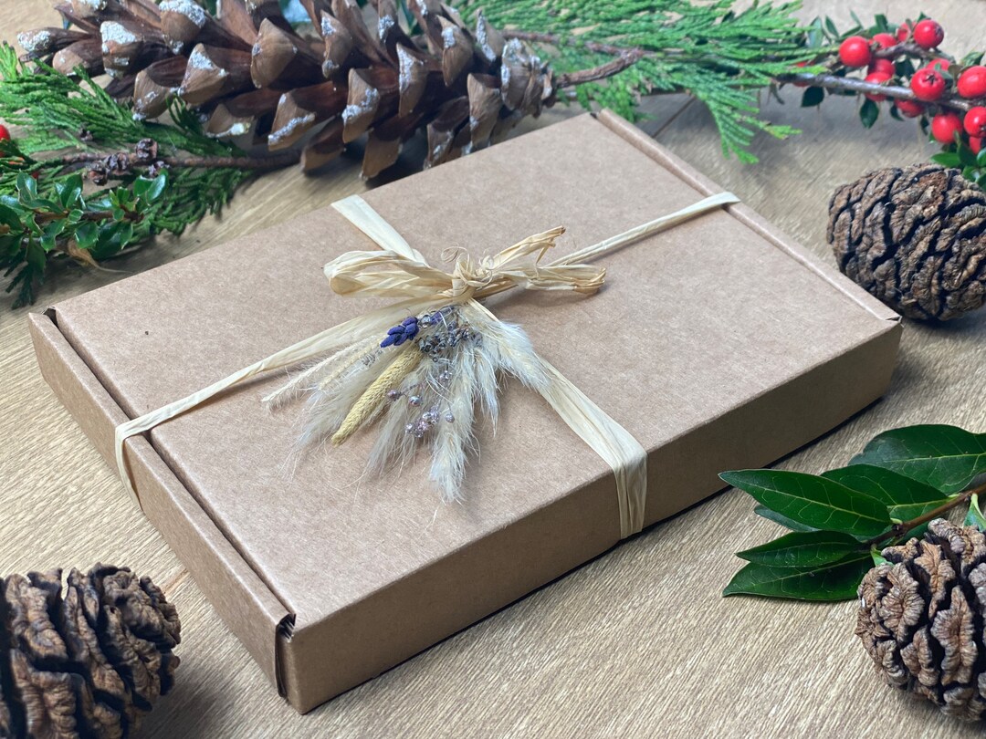 Long Tail Paradise Gift Topper | Present Toppers | Floral Toppers ...