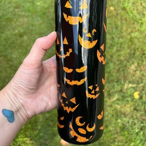 Jack-o-lantern Tumbler - Pumpkin Faces Peekaboo Glittered Resin 30oz ...
