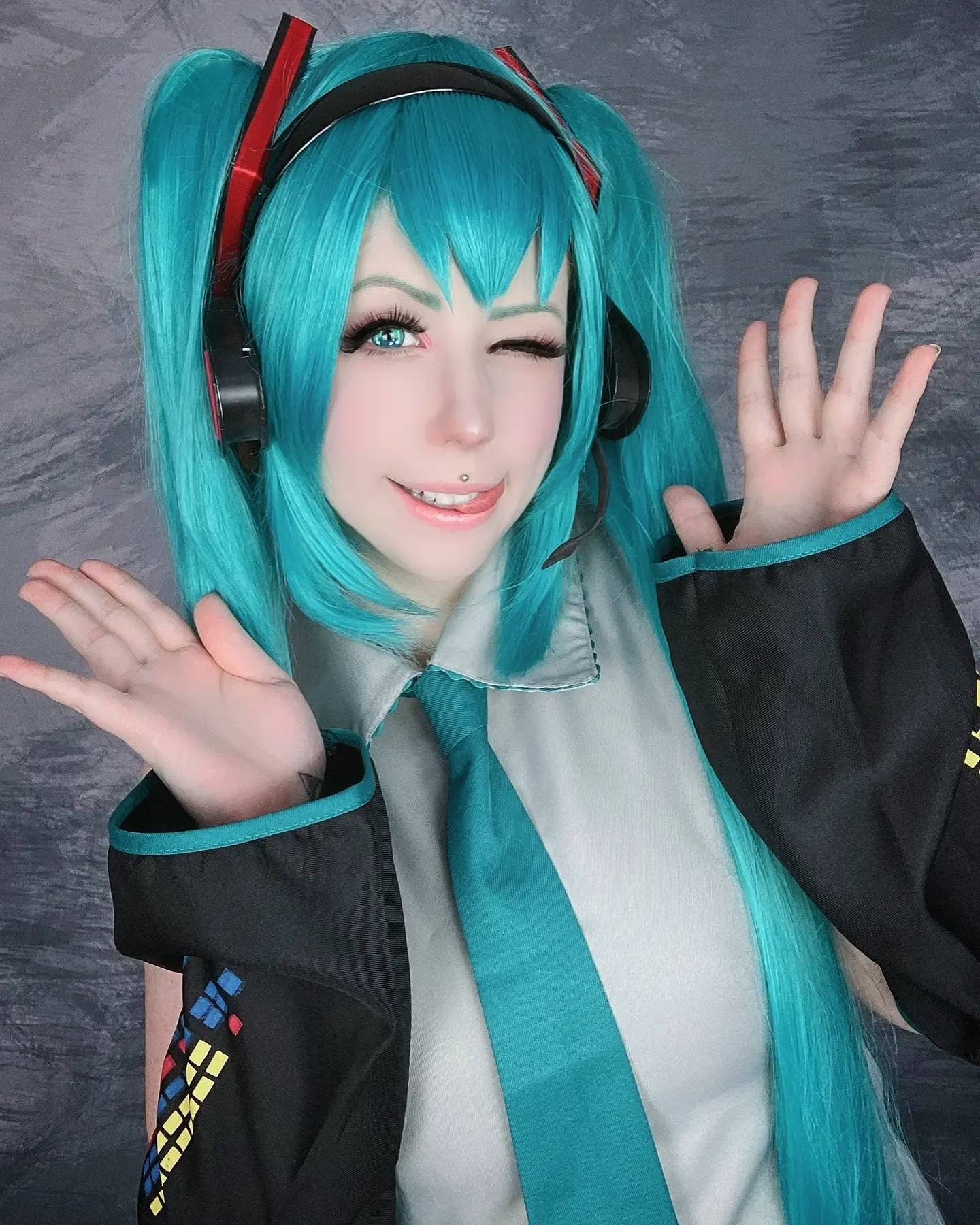 Hatsune Miku Print - Etsy