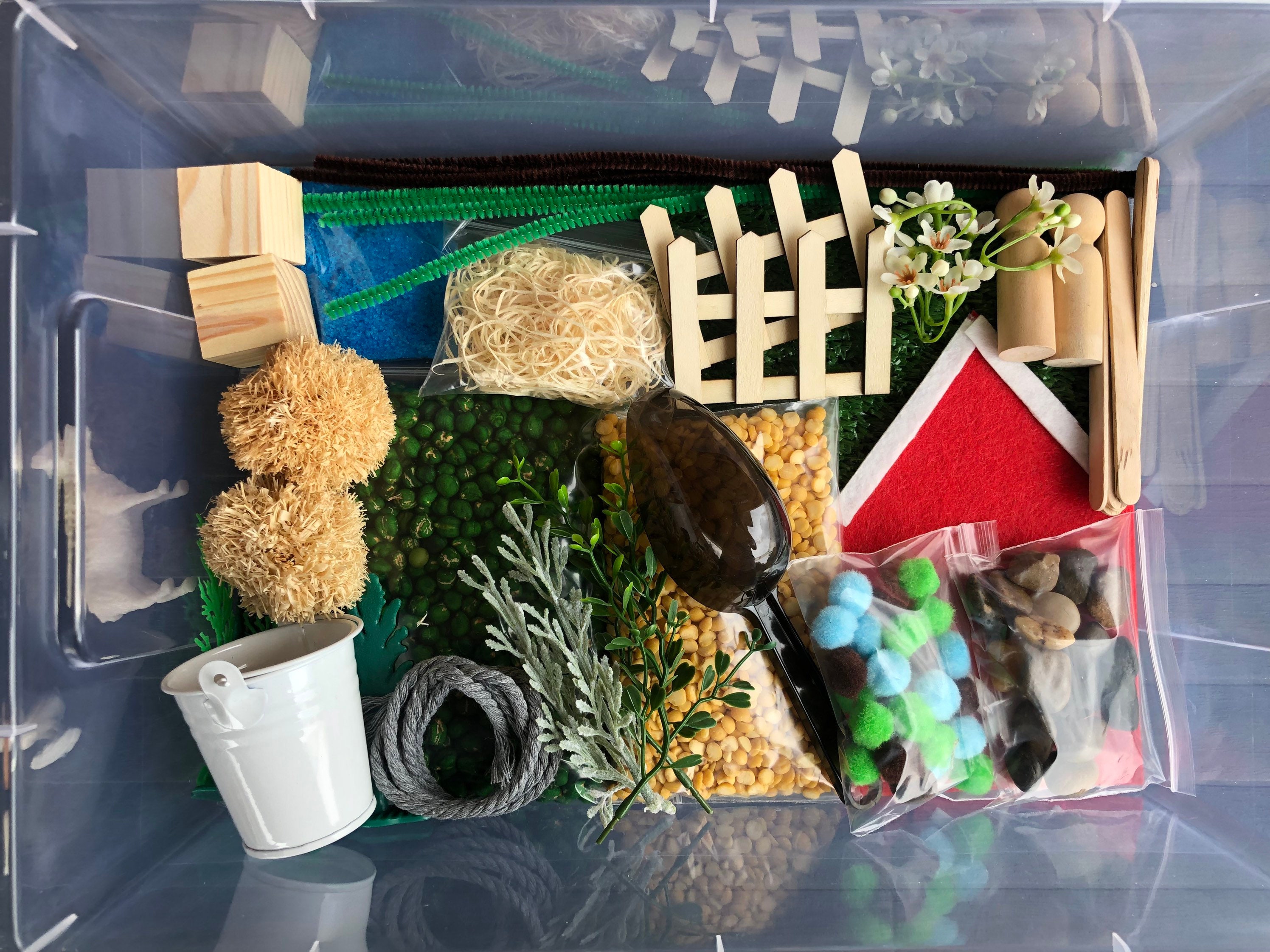 Farm Sensory Box | Etsy
