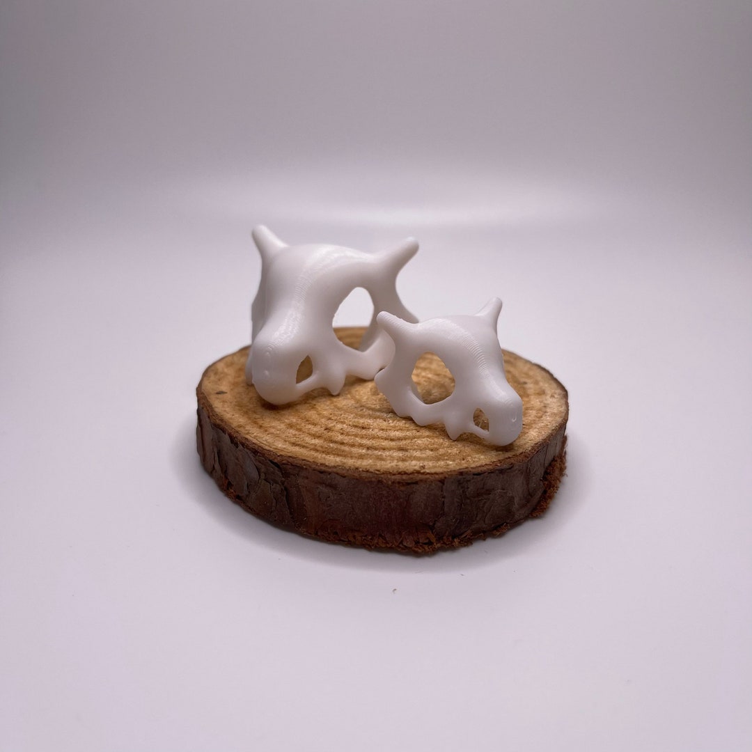 Jumping Spider or Tarantula Cubone Skull Decoration - Etsy