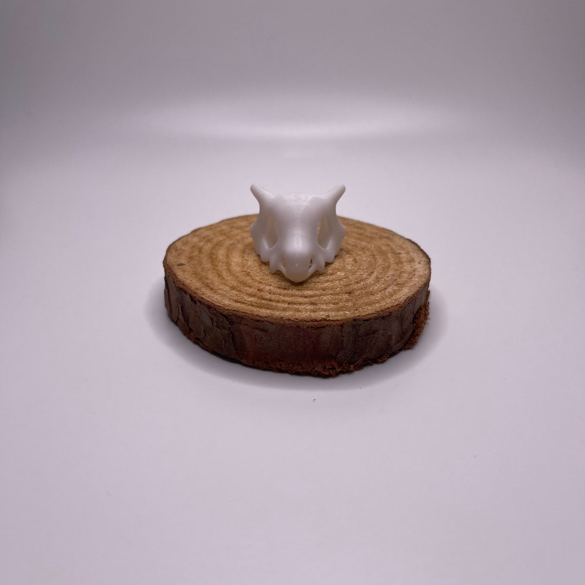 Jumping Spider or Tarantula Cubone Skull Decoration - Etsy