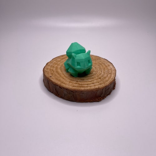 Jumping Spider or Tarantula Cubone Skull Decoration - Etsy