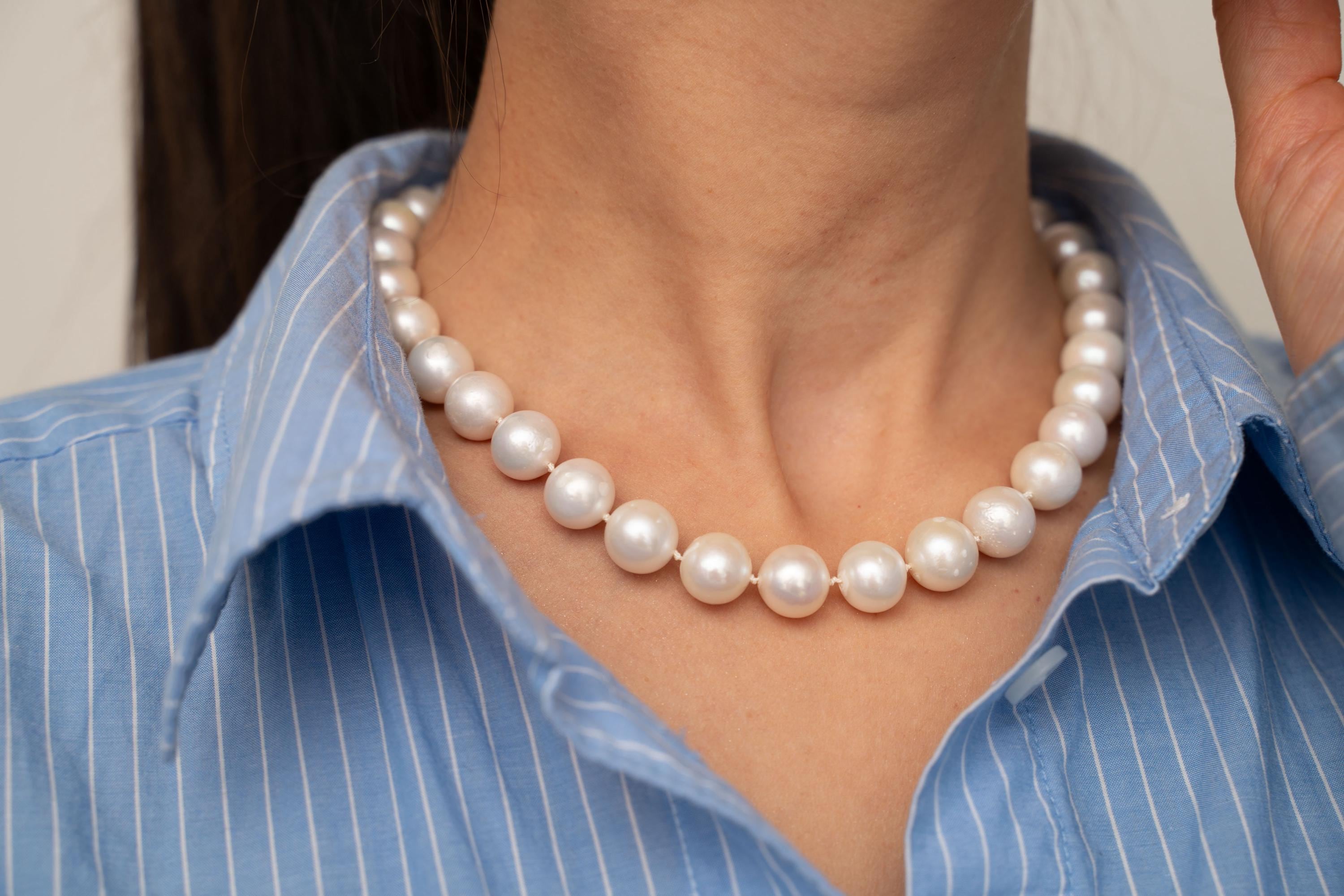 UMA Chunky Hand Knotted Pearl Necklace, 12mm Real Freshwater Round ...