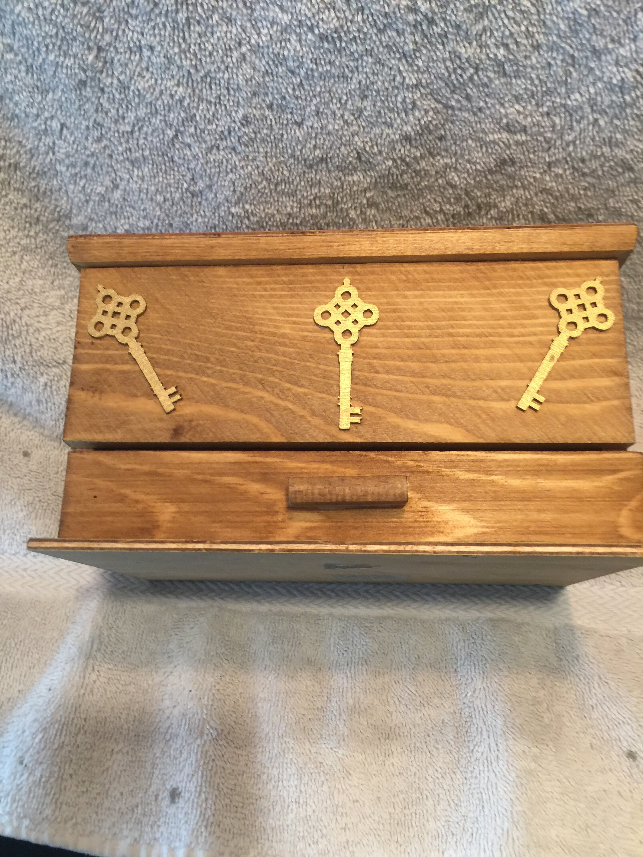 Wooden Keepsake / Jewelry Box - Etsy