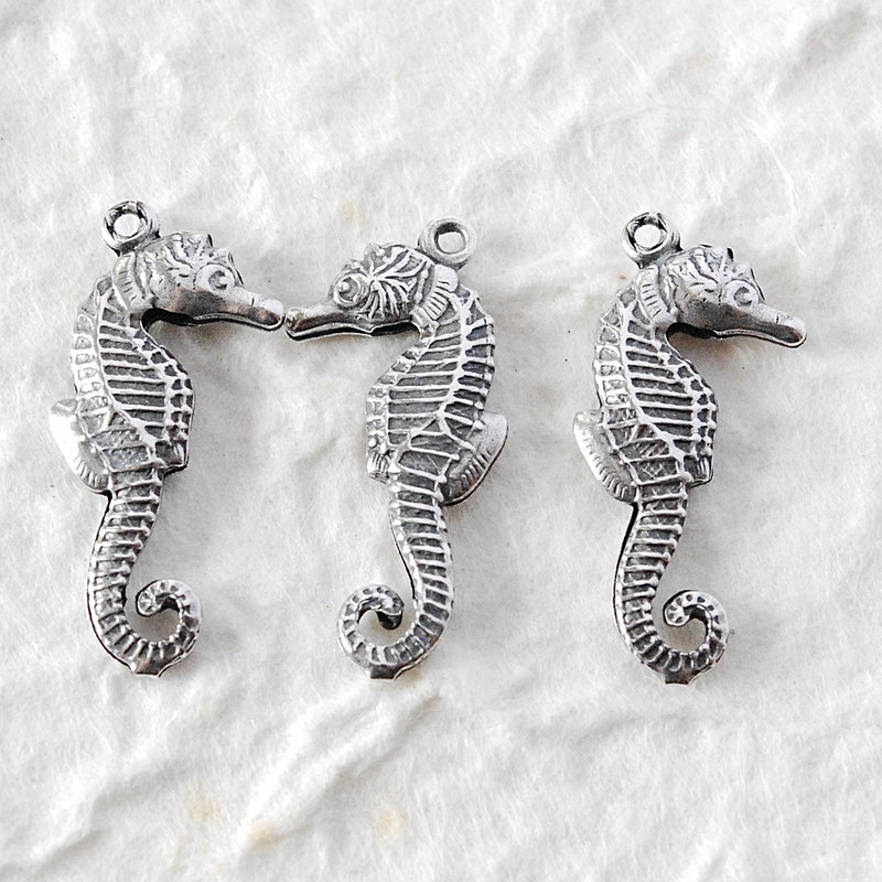 Seahorse Charm - Etsy