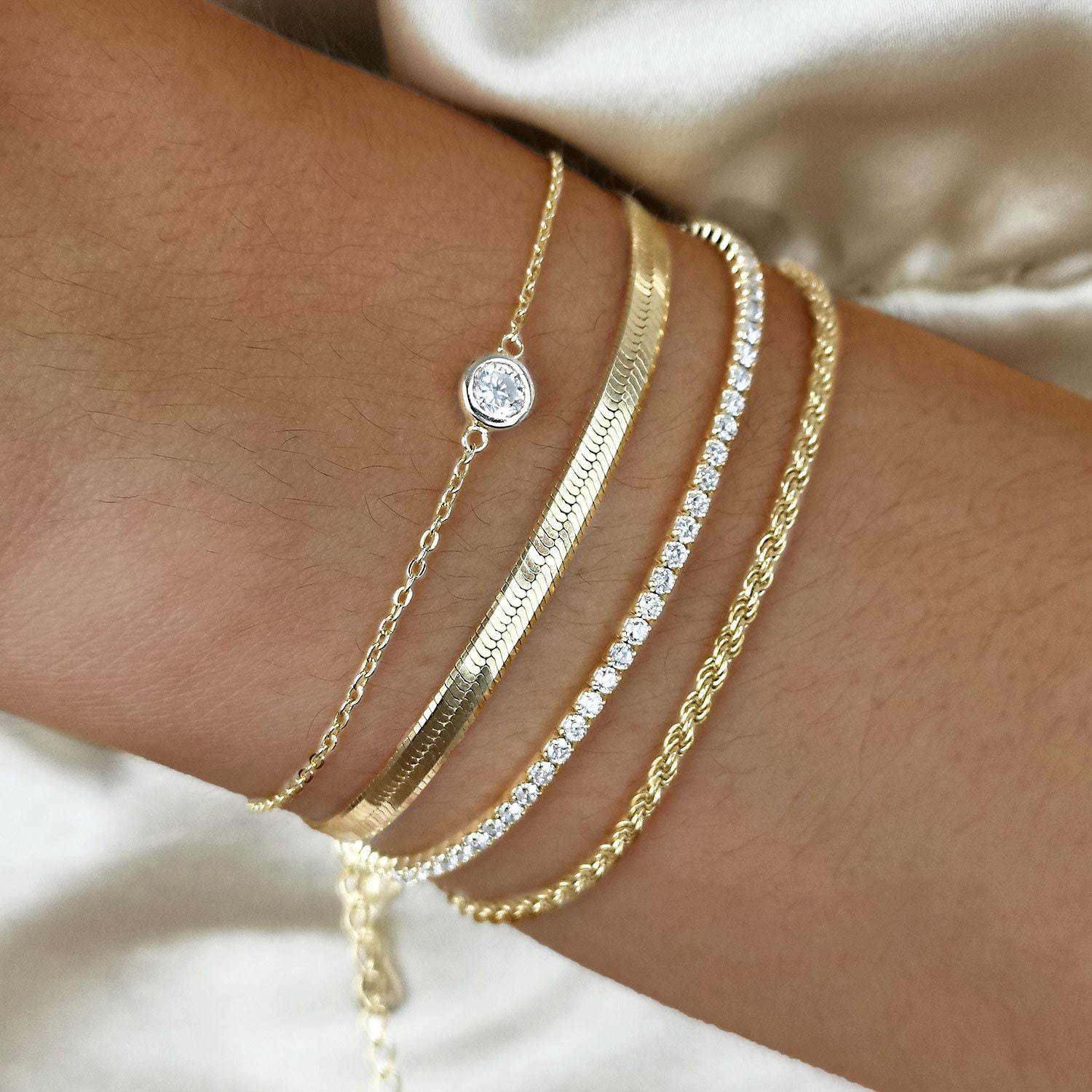 Beautiful Gold Bracelets For Girls In Hands