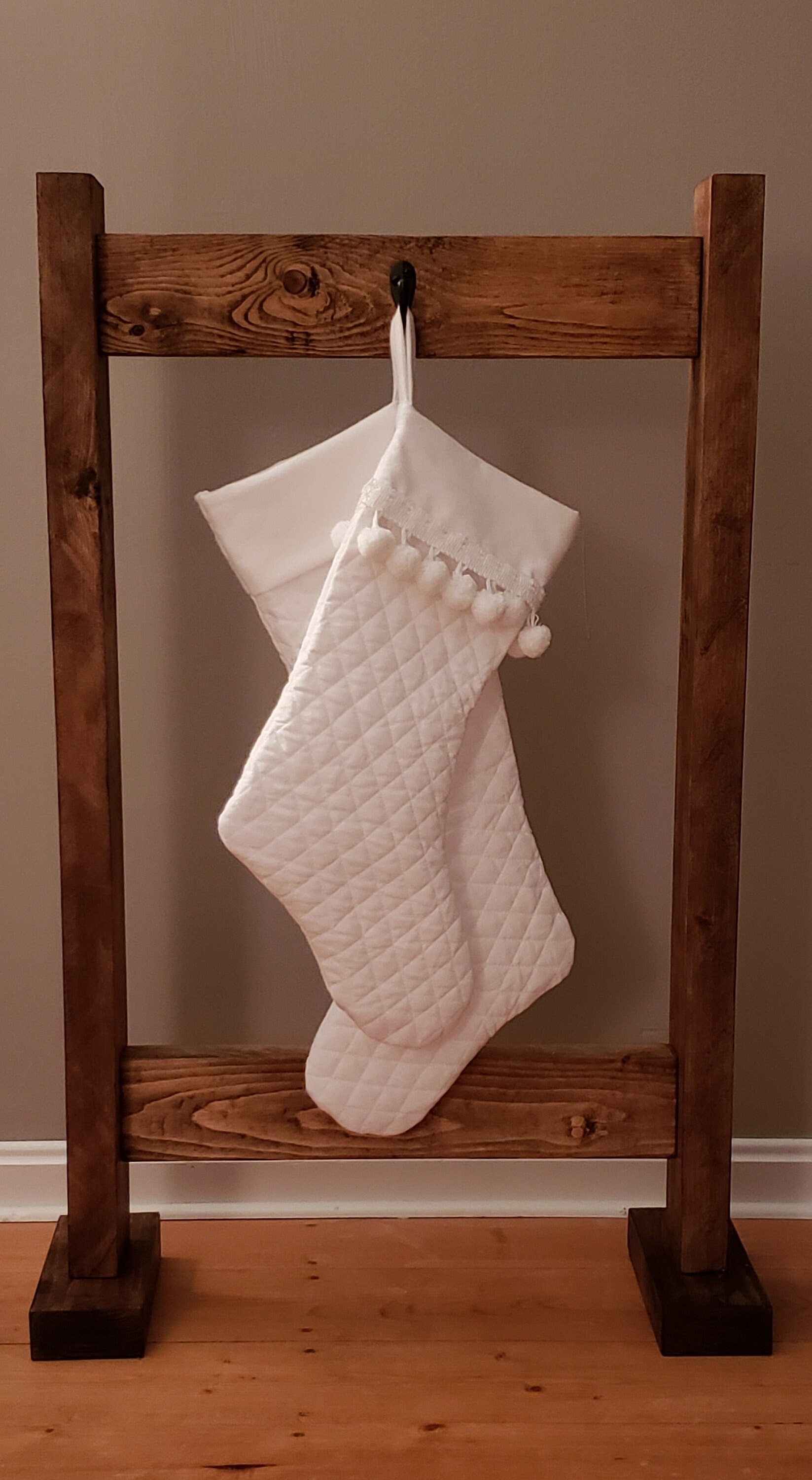 Wood Wreath Stand/ Stocking Holder for Small Space or No Mantel/ for ...