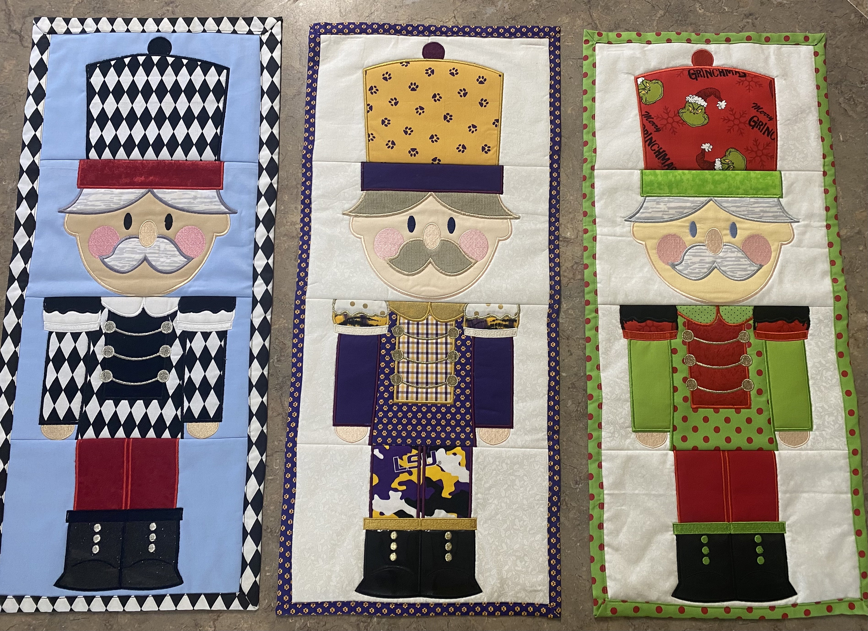 Nutcracker Table Runner, Table Topper, Holiday Décor - Etsy