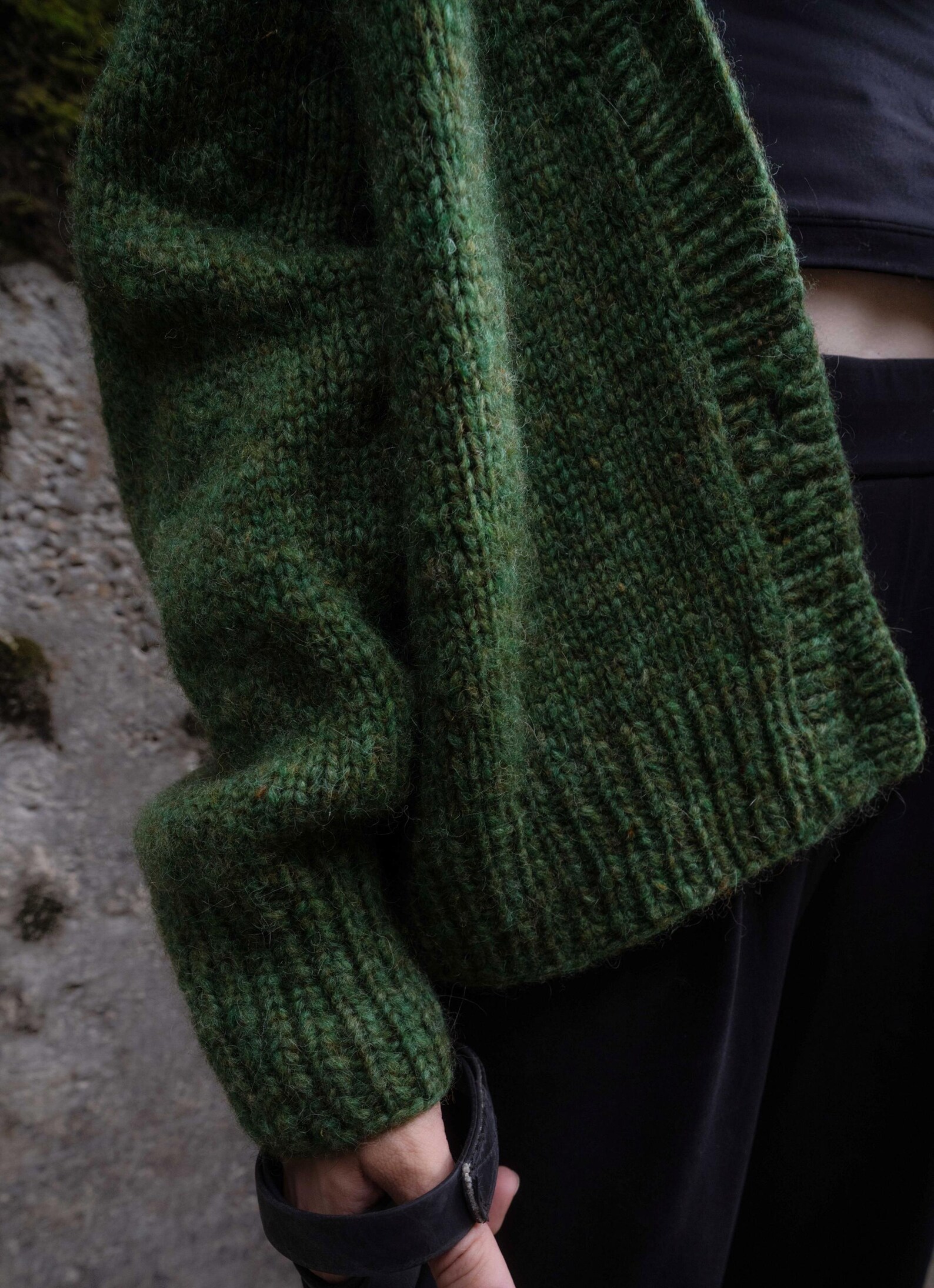 Wayfarer Cardi V Raglan V-neck Cardigan Knitting Pattern: Top-down ...