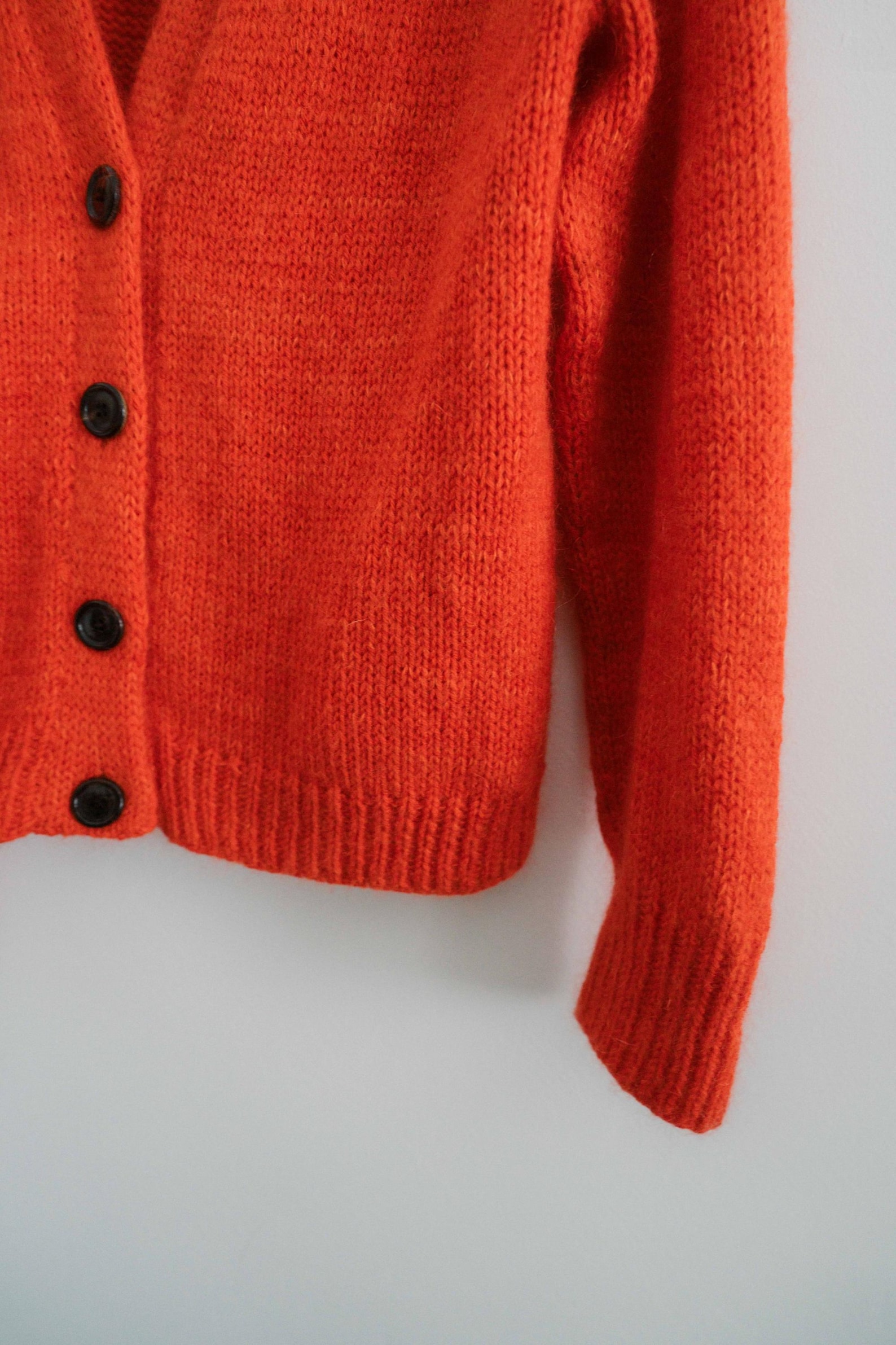 Wayfarer Cardi V Raglan V-neck Cardigan Knitting Pattern: Top-down ...