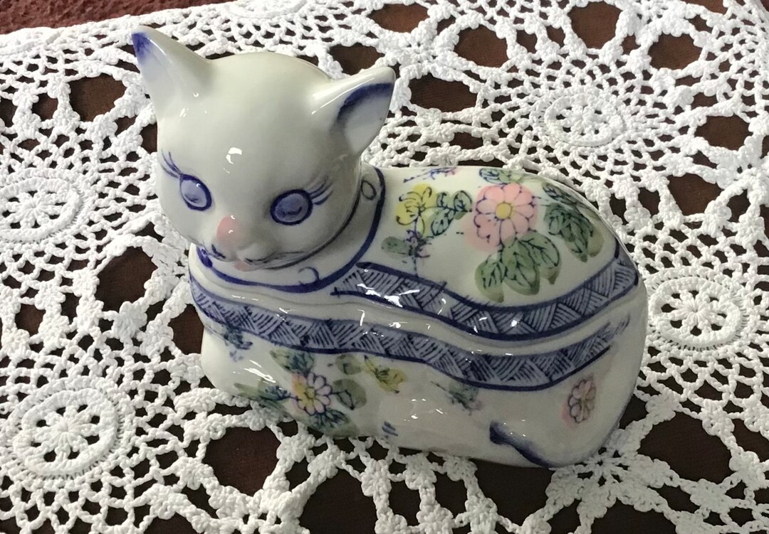 Vintage Cat Trinket Box in Blue and White, With Pink Flowers. Gift for ...